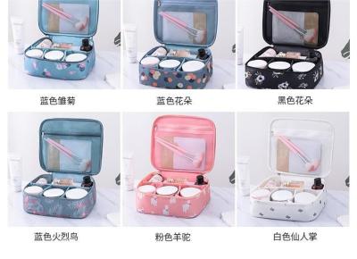Cina Borsa cosmetica per ragazze all'aria aperta Borsa trucco per donne Toilet organizzatore con stile alla moda in vendita