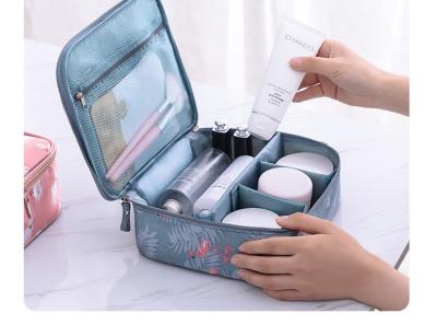 Cina Borsa cosmetica per ragazze all'aria aperta Borsa trucco per donne Toilet organizzatore con stile alla moda in vendita