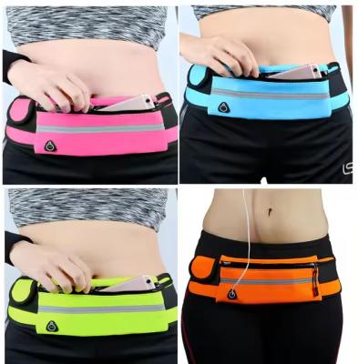 China Outdoor Neoprene Waterproof Hiking Cycling Running Belt Waist Bag Customized Color for sale