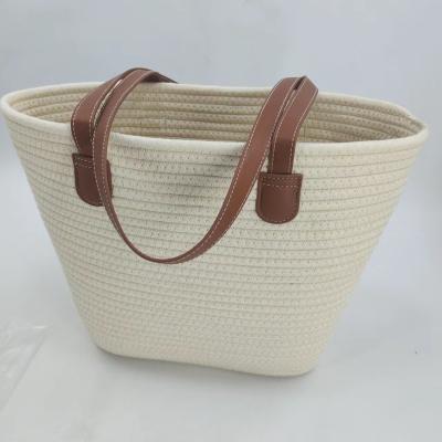 Cina Borsa di paglia in tessuto naturale fatta a mano La combinazione perfetta di stile e funzione in vendita