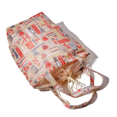 中国 オーダーメイドロゴ 受け入れ ポリエステルパッチワーク メッシュ 化粧品用 ストリングバッグ 販売のため