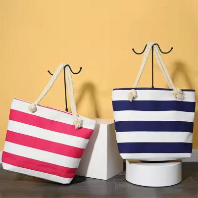 China Women's Casual Tote Bag with Two Handles Custom Beautiful Design Color Canvas Handbag for sale