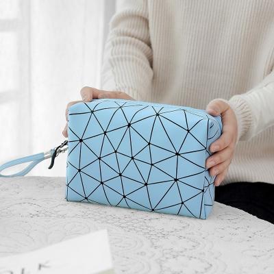 China Custom Design PU Leather Private Label Makeup Bag Cosmetic Bag Makeup Small Orders for sale