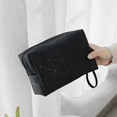 China Custom Design PU Leather Private Label Makeup Bag Cosmetic Bag Makeup Small Orders for sale