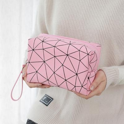 China Custom Design PU Leather Private Label Makeup Bag Cosmetic Bag Makeup Small Orders for sale