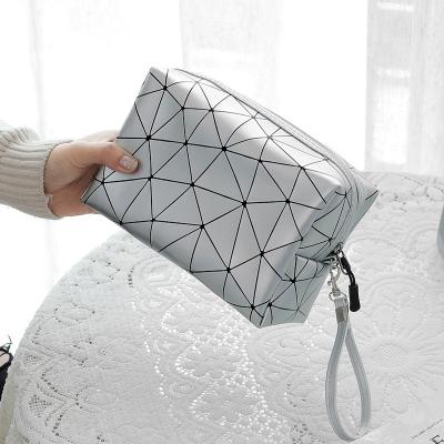 China Custom Design PU Leather Private Label Makeup Bag Cosmetic Bag Makeup Small Orders for sale