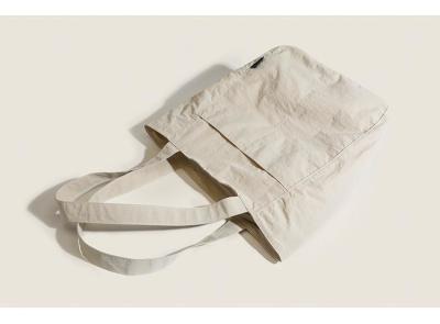 중국 맞춤형 디자인과 방수 나일론 소재로 큰 용량 쇼핑 토트백 판매용