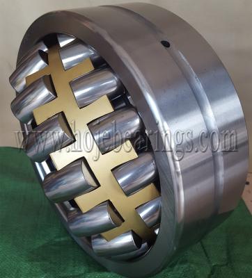 China Original NTN Cylindrical Bore Spherical Roller Bearing 22324 MB for sale
