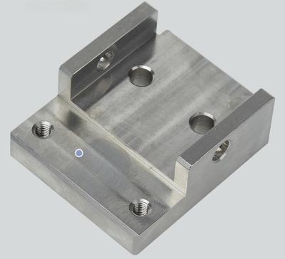 Cina S136 Parti di fresatura CNC, componenti meccanici CNC per automobili in vendita