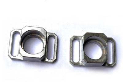 Cina AISI SKD61 Parti meccanizzate a precisione CNC con lavorazione del taglio del filo di fresatura CNC in vendita