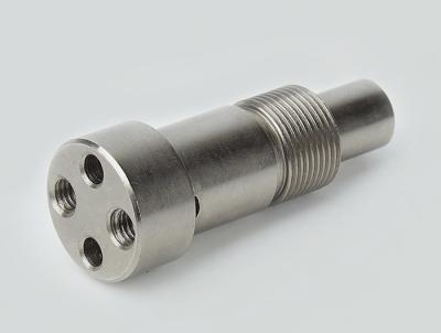 Cina Componenti trasformati in metallo multiuso CNC Tolleranza 0,02 mm Materiale P20 in vendita