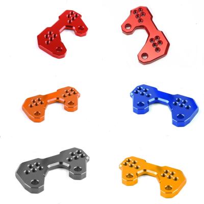 Cina OEM CNC Machining Supplier Milling Precision Aluminum Accessories Motorcycle Base Foot Pedal Parts in vendita