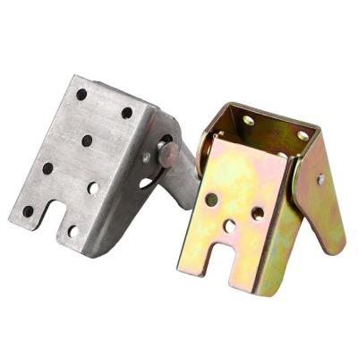 Cina Adjustable Furniture Hardware Table Sofa Connector Fitting in vendita