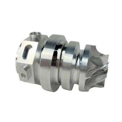 Cina Professional Manufacturer Metal Mechanical Engineering Surgical Micro Engineering CNC Parts in vendita