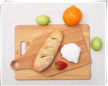 China Hot-Selling Vegetable Bamboo Cutting Board with Handle for sale