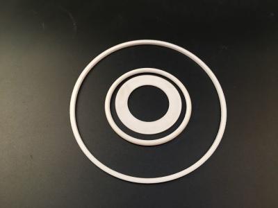 China Aangepaste Rubber de Pakkings Witte Kleur Op hoge temperatuur van PTFE voor Zware Machines Te koop