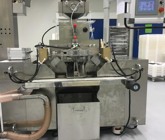 Quality 4 Inch Softgel Capsule Filling Machine For Small Middle Batch Production for sale