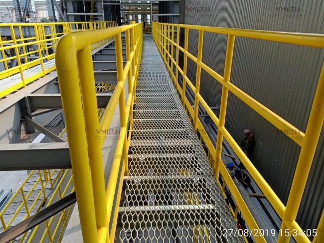 Industrial application of expanded metal grating as walkway surface