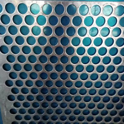 China Architectural Lightweight Aluminum Decorative Perforated Metal Mesh Cladding for sale