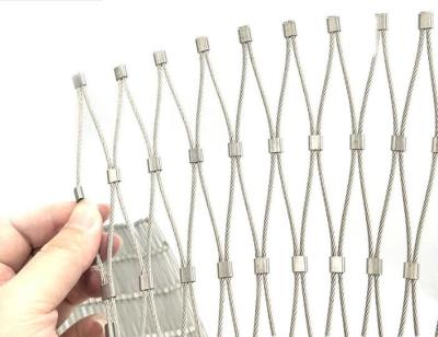 China 304 Stainless Steel Rope Mesh Flexible Safety Net Decorative Wire Rope Mesh with Customized Size for Balustrade and Zoo Enclosures for sale