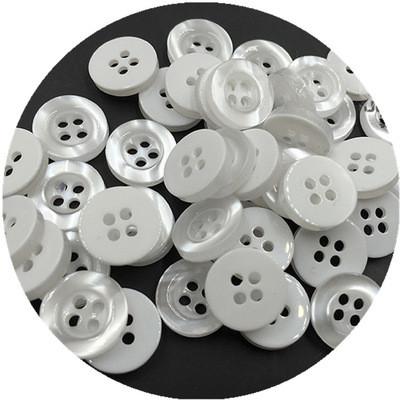 China Wholesale Pearly Lustre Sewing Shirt Plastic Resin Button for sale