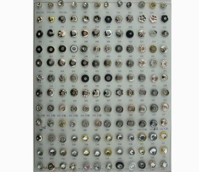 China wholesale 2021 latest design Gold with pearl beads shirt button with stone for clothing for sale
