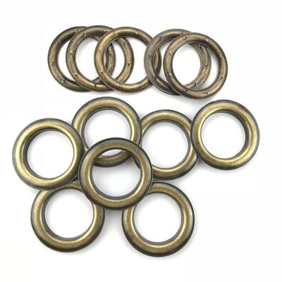 China Manufacturer's direct sale 40mm curtain metal eyelet rings curtain tape eyelets for sale