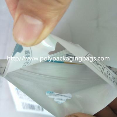 Cina Colori la catena di clip che imballa le poli borse 10,5 * 15 per la linea della tagliatella/USB/caricatore dell'automobile in vendita