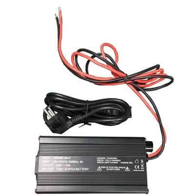 China carregador de bateria do lítio de 29.4V 25A para a bicicleta de 7 células de 24V Lion Electric Tools Electric Motorcycle à venda