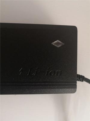 Cina uscita 12.6v 2a di 30W 3s 12v per il caricatore elettrico della batteria al litio del motorino delle bici in vendita