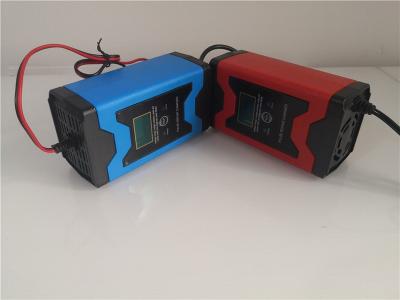 Cina il sostenitore automatico del caricabatteria di 12V 24V 8A per il crogiolo AGM di falciatrice da giardino del motociclo del camion dell'automobile GELIFICA la batteria al piombo di VRLA in vendita