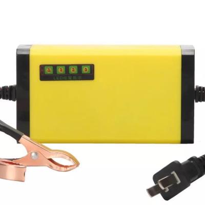 中国 12V 15A 300Wの鉛酸蓄電池の充電器は温度調整修理脈打つ 販売のため
