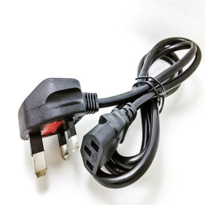 中国 1.5M Iec C7 C13 C5への屋内イギリスの3つのPinのプラグの銅延長電源コード 販売のため