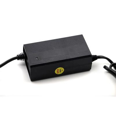 中国 ROHSの電気スプレーヤーのおもちゃ車のオートバイ12v 1aの充電器 販売のため