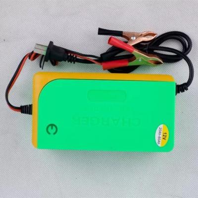 中国 家車の自在継手3の段階12v 6aの理性的な充電器 販売のため