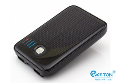Cina La doppia Banca solare nera 5000mAh, esterno mobile di potere di USB della Banca di potere di carico in vendita
