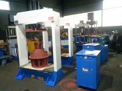 China 380V Solid Tire Press Machine , 200T Tire Change Machine for sale
