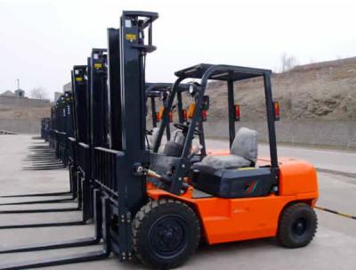 Cina Carrello elevatore a diesel del macchinario di logistica di YTO 88.2kw 8ton in vendita