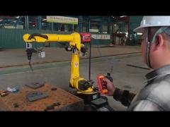 Braccio robotico industriale a 6 assi per saldatura MIG in acciaio inossidabile, carico utile 10 kg, sbraccio 1700 mm, robot automatico a 6 assi per saldatura