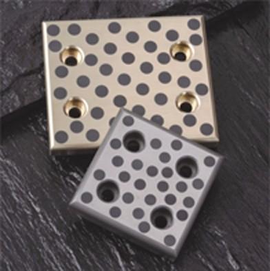 Cina Blocco di usura Massello Bronzo Autolubrificante Piastre di usura Friczione inferiore Rottami di ottone Piastre di usura C86300 Ritenitori Standard Dayton Moeller in vendita
