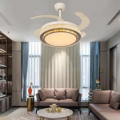 Cina Ventilatore di soffitto a profilo basso DC intelligente Ventilatore di soffitto a lame retrattile con luce in vendita
