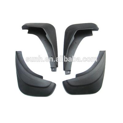 China Car Fender Plastic Auto Parts Mould , Custom Car Molding With Polishing for sale