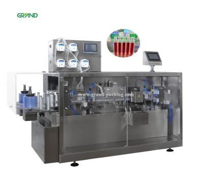 中国 自動プラスチック アンプルのびんの5つのノズルが付いている液体の満ちるシーリング機械 販売のため