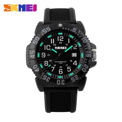 China Noctilucent Waterproof Stainless Steel Wrist Watch With Rotate Zones for sale