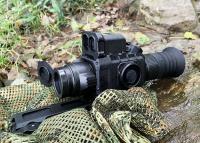 China IP67 Infrared Night Vision Thermal Scope With OLED Display for sale