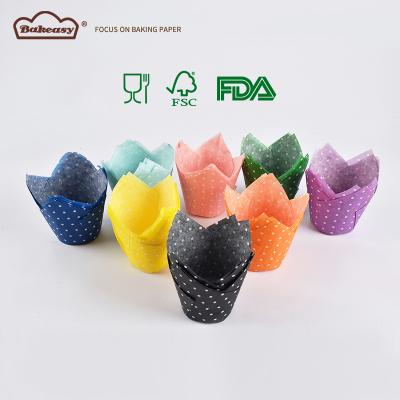 China Tulip Shape Muffin Baking Paper Cups, Oil Proof Thick Parchment Cupcake Liners, Disposable Decorative Cake Paper Holders for Birthday Wedding Bakery Supplies for sale