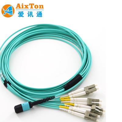 China MPO-MPO/APC OM3 12/24 Glasvezel Patch Cord Vrouwelijk/Mannelijk LZSH/OFNR Kabel for sale
