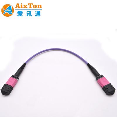 China Vietname Fabricação MM OM4 MTP / MPO 8 12 24 Núcleos Cable Fibra Óptica Patch Cord for sale
