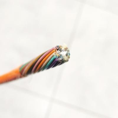Cina Gcyfxty Gcyfty 12 24 48 72 96 cavo a fibre ottiche all'aperto saltato della micro aria dei 144 centri in vendita