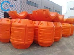 Cina i galleggianti del bacino del tubo dell'HDPE 12inch scaricano il mare dei residui della sabbia che draga l'alta galleggiabilità in vendita